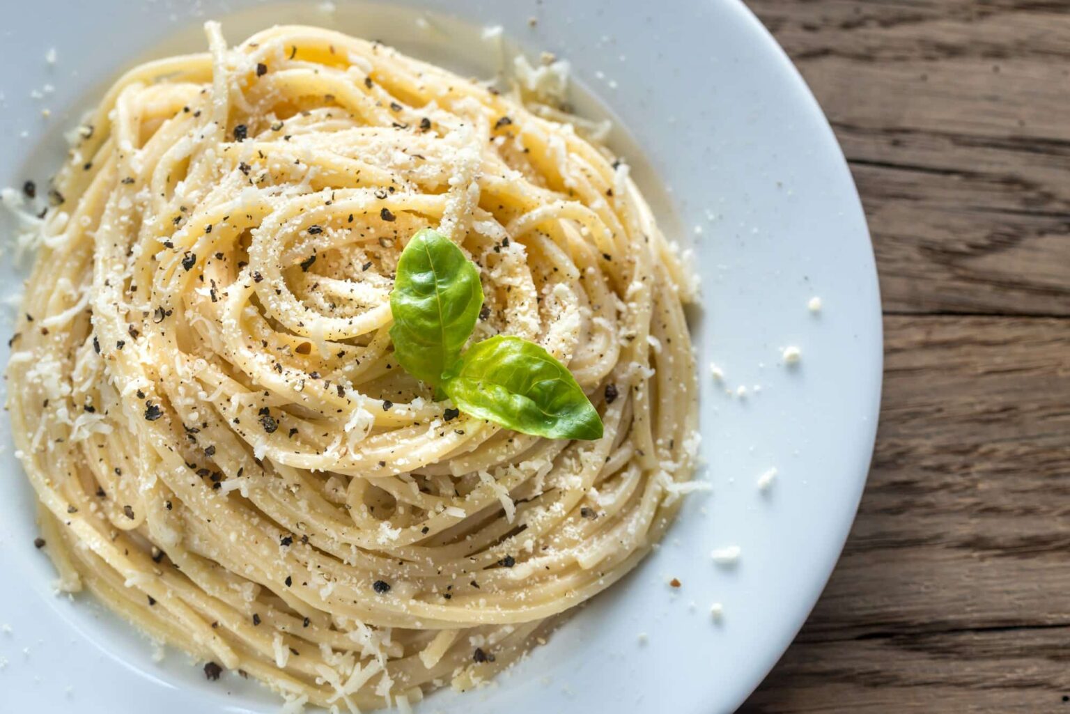 Ricetta Tradizionale Toscana: Pici Cacio e Pepe – Italia Delight