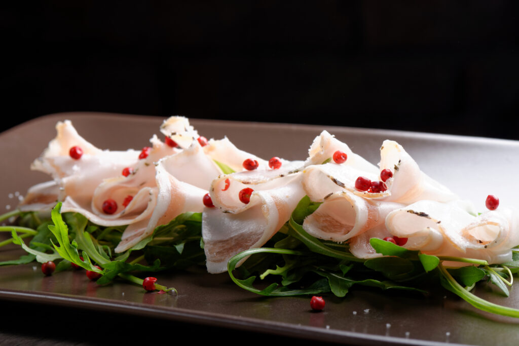 Lardo di Colonnata: Un Tesoro Culinario Toscano – Italia Delight